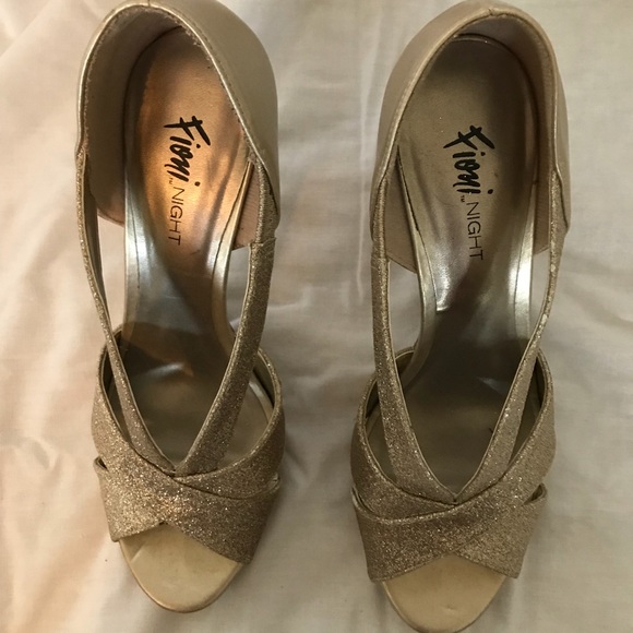 FIONI Clothing | Shoes | Fioni Night Gold Heels Womens Size 75 | Poshmark